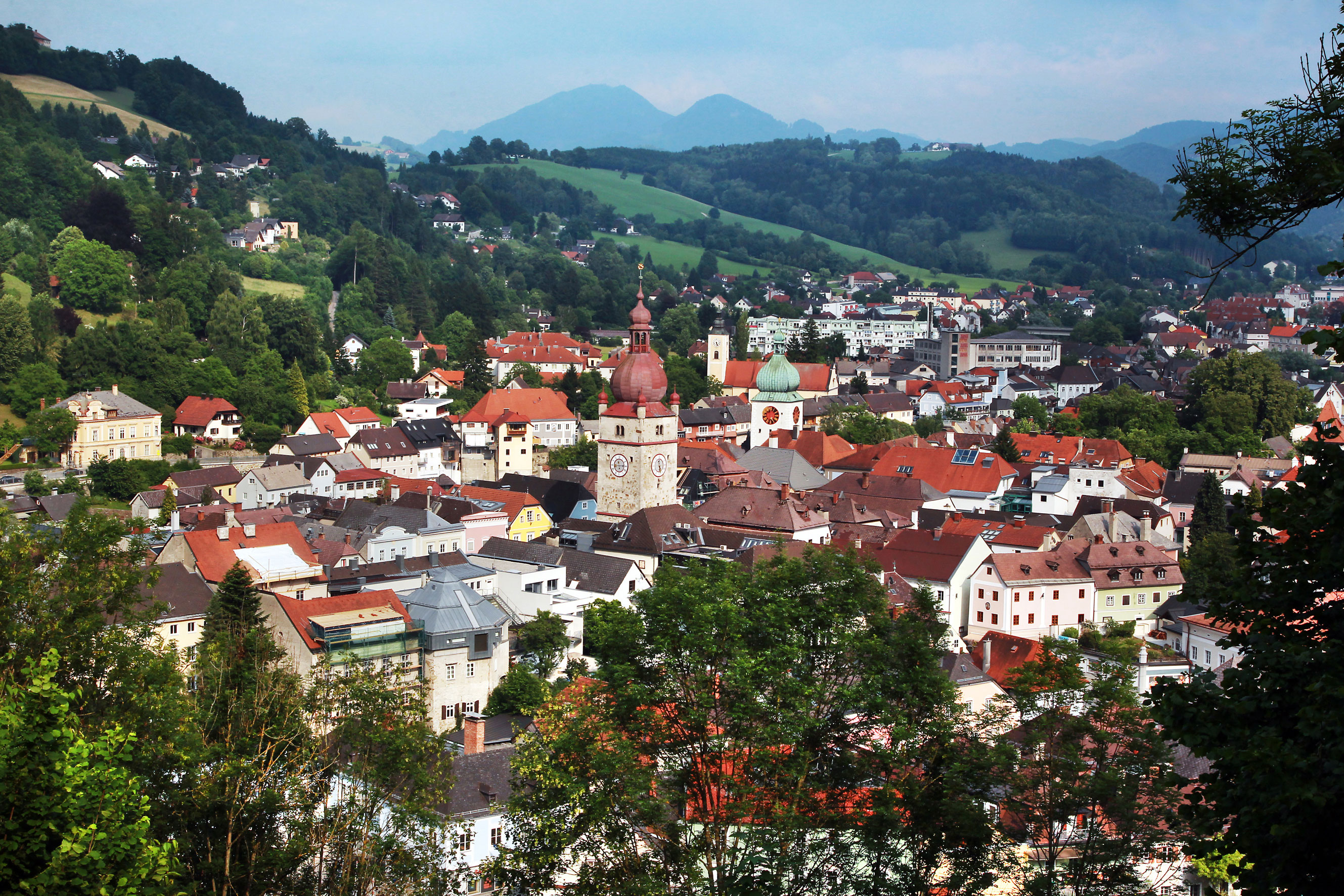 A középkor és a modernkor találkozása: Waidhofen an der Ybbs ...